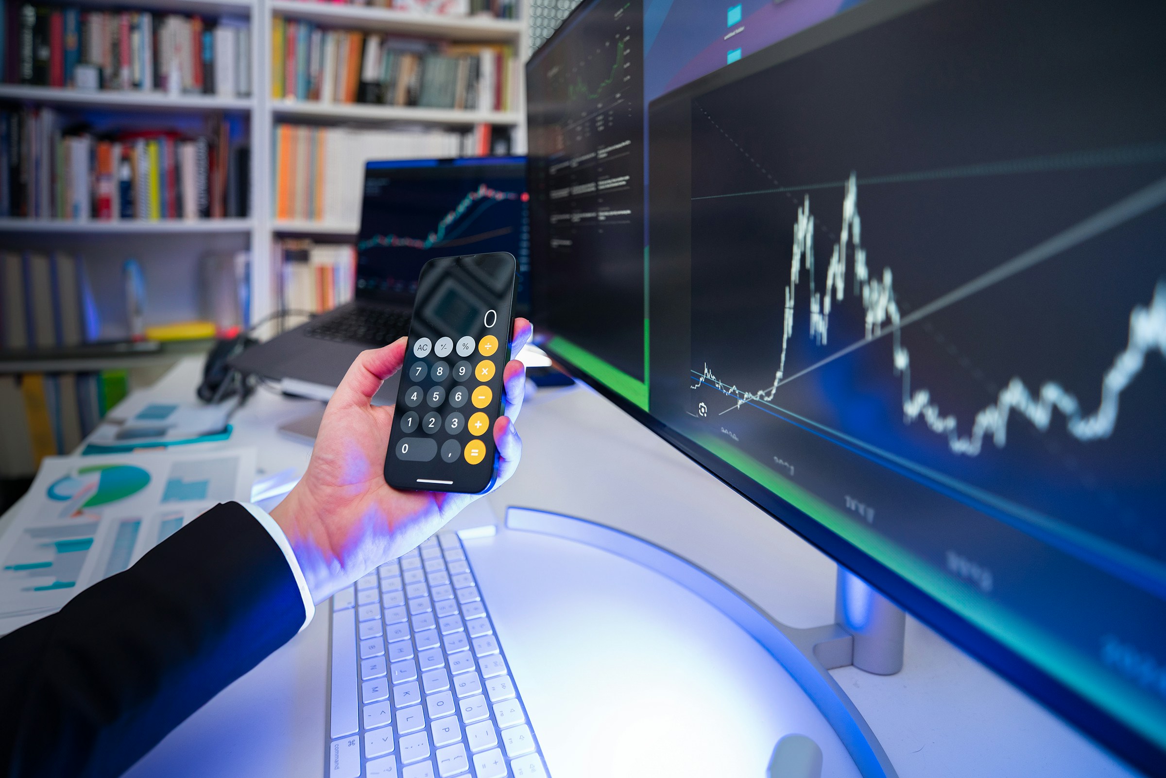 Understanding Analyst Expectations For 2025 - Simply Wall St